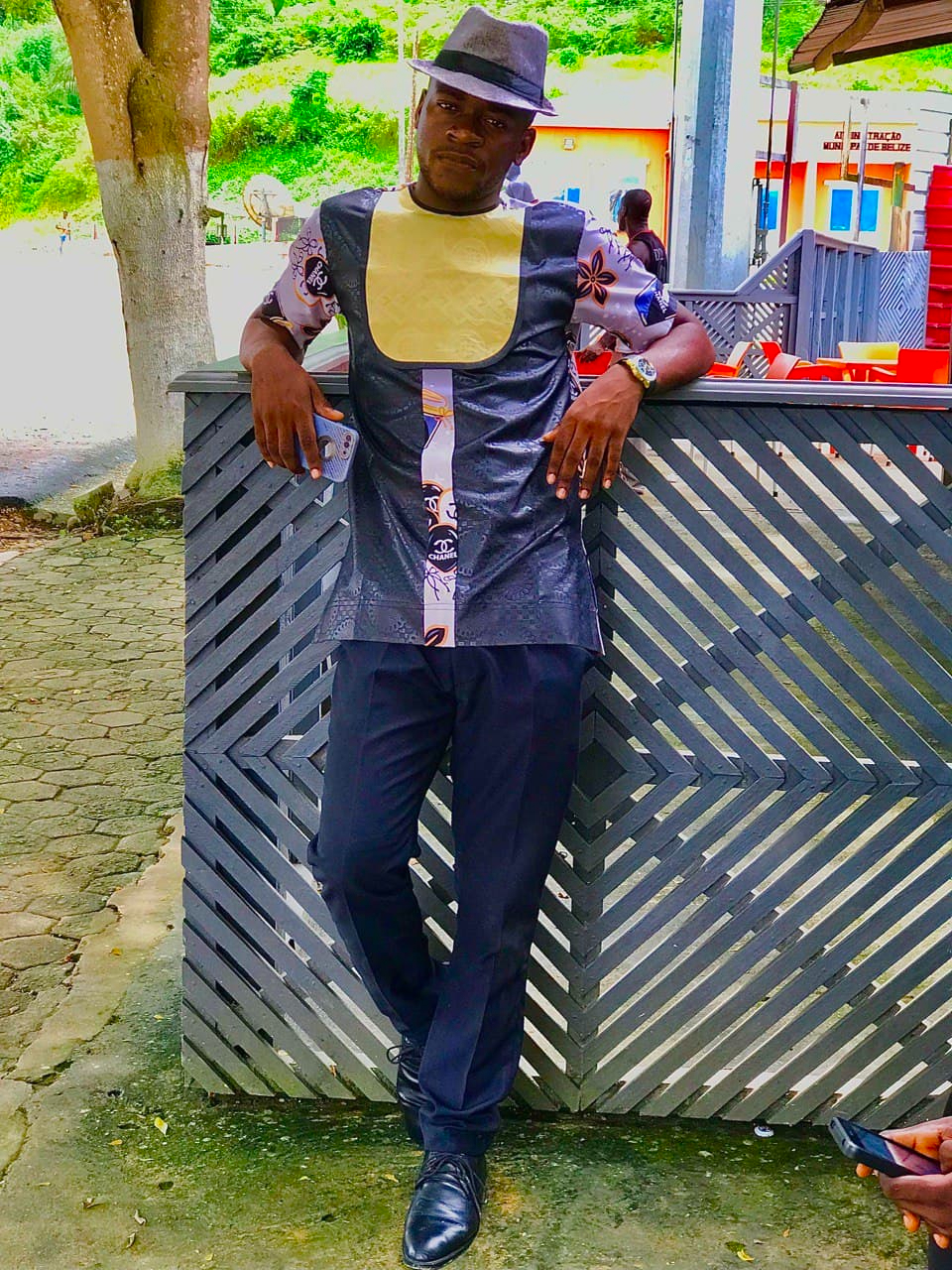 Eu fui logo livro, eu é é na.S - Animated Video By Miguel Guimbi ...